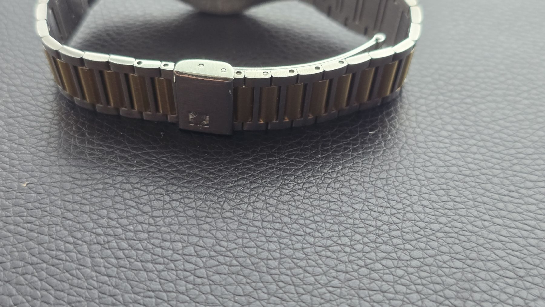 Zenith Mistral Quartz vintage, New old stock (Gebraucht) in Cressier NE ...