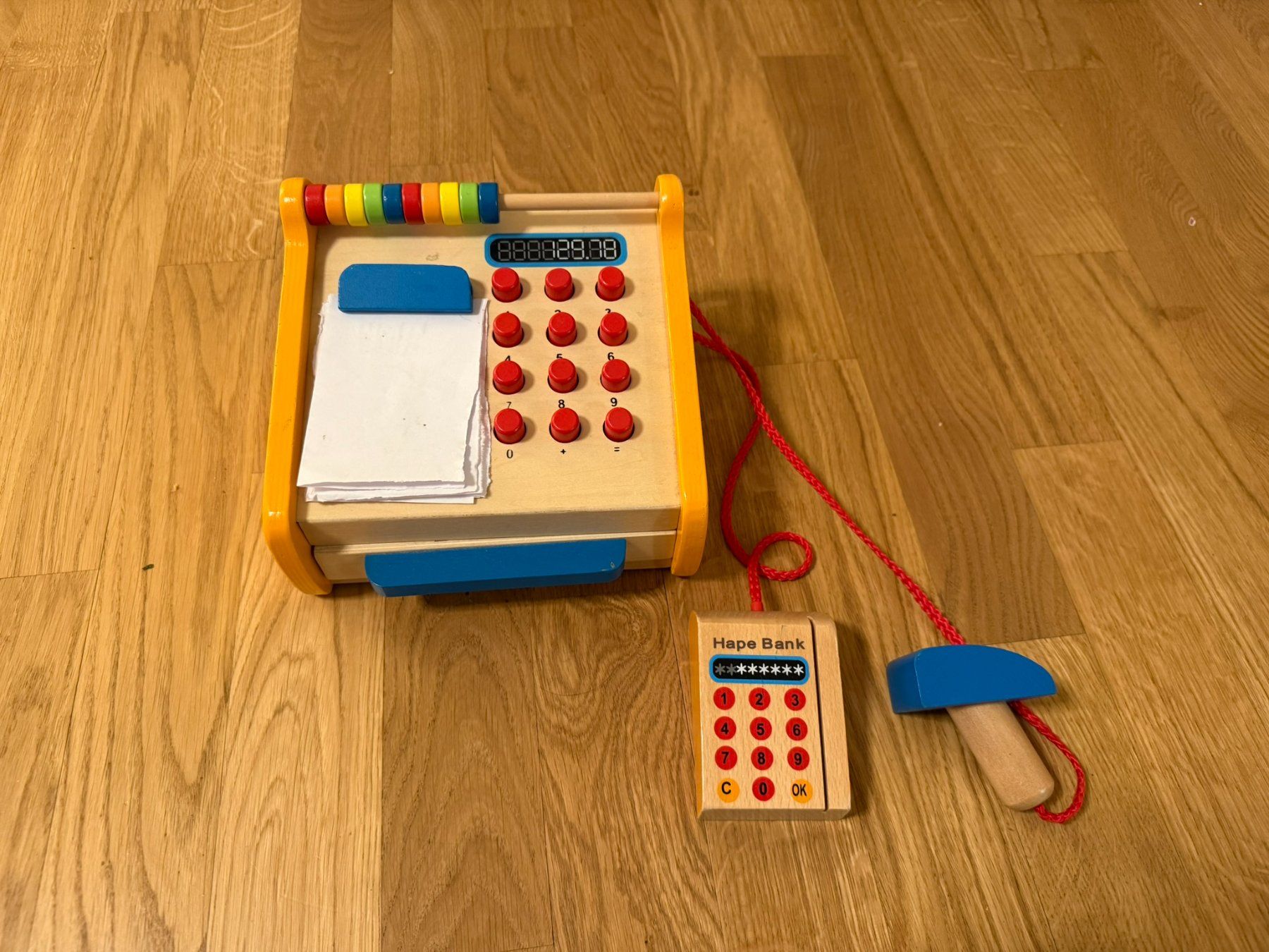 Holz-Spielkasse für Kinder - Ideales Rollenspielzeug! (Gebraucht) in ...