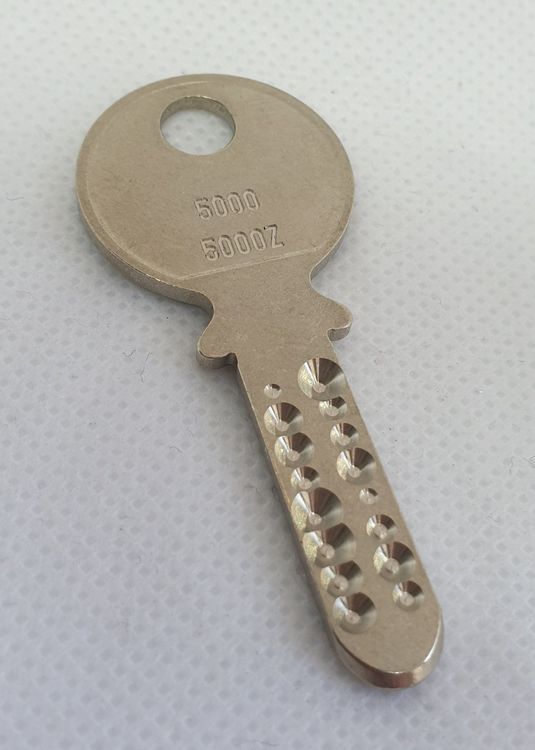 Kaba 8 Schlüssel: 5000er Schliessung (Neu und originalverpackt) in ...