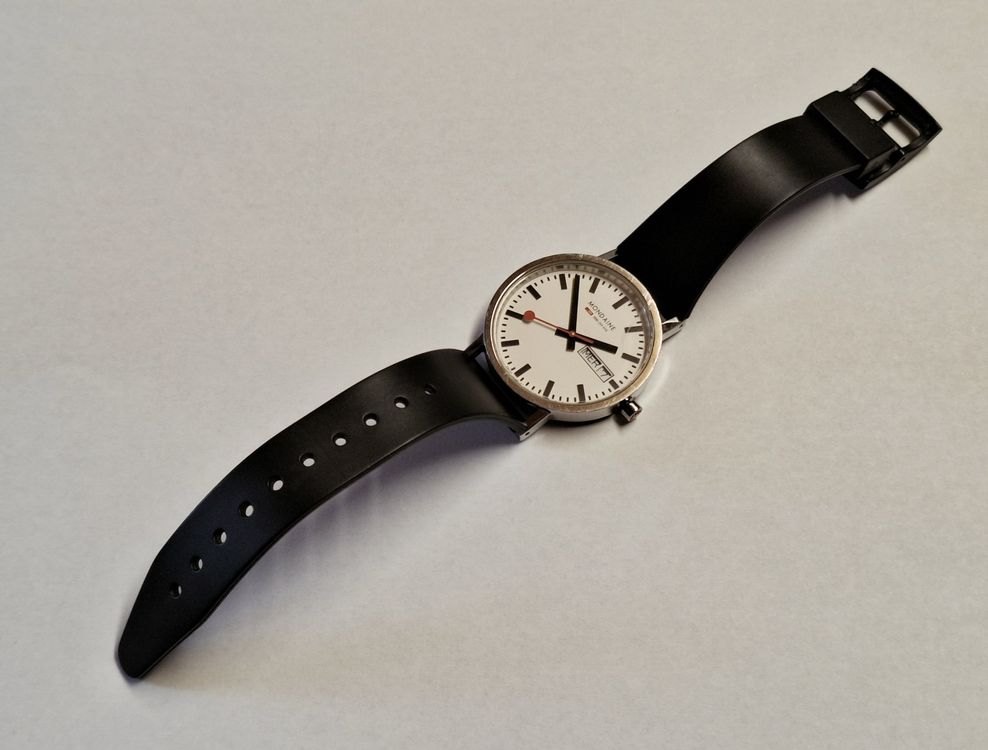 Mondaine SBB Uhr Kult Design Klassiker - Gebrauchter Zustand (Gebraucht ...