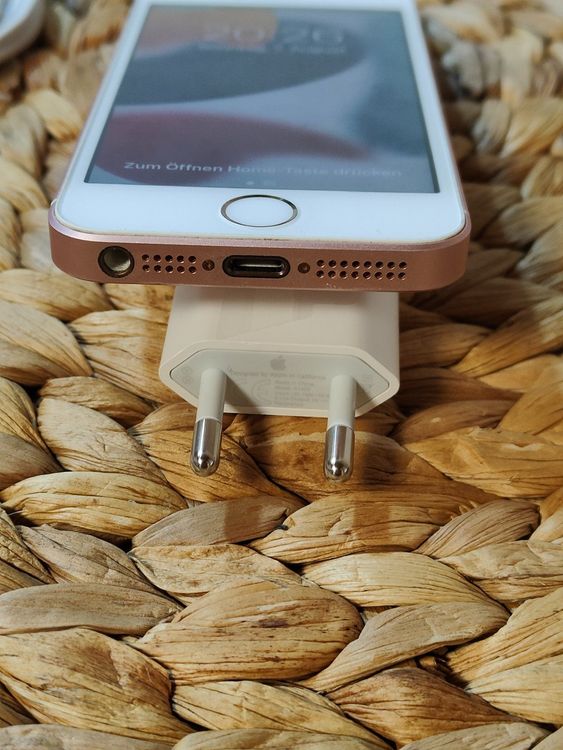 iPhone SE Rosa Gold 64GB Neu iOS 15 | Kaufen auf Ricardo