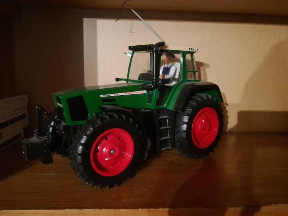Fendt Favorit 926 Dickie Toys 1:14 /RC (Gebraucht) in Riedtwil für CHF ...