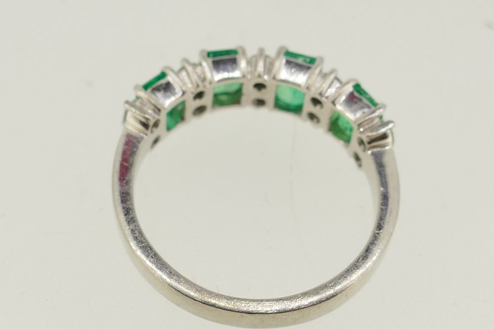 Ring Pt 950 4,9 gr. mit 4 Smaragden 10 Brillanten 53 Ringgr (Gebraucht) in Schaffhausen für CHF ...