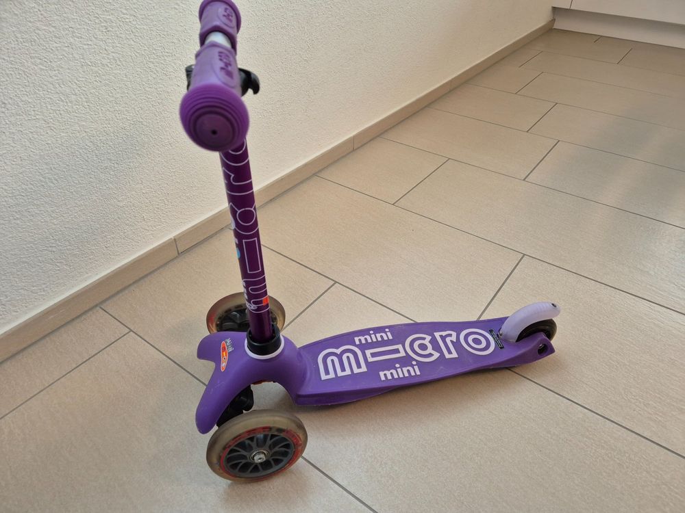 Micro Mini Deluxe Scooter 3-Rad Kinderroller lila gebraucht | Kaufen ...