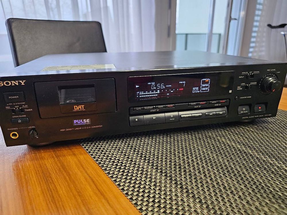 Sony DTC-690 Digital Audio Band DAT Deck (Gebraucht) in Villmergen für ...