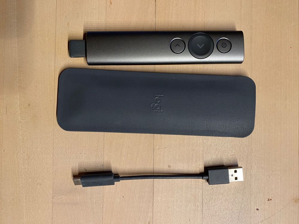 Logitech Spotlight Plus Presenter in sehr gutem Zustand (Gebraucht) in für CHF 50 – mit ...