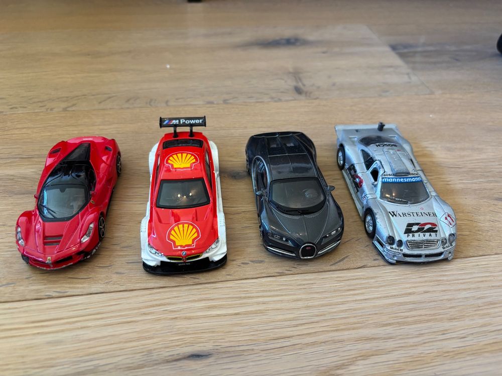 4 Modellautos Ferrari BMW Bugatti Mercedes (Gebraucht) in Männedorf für ...