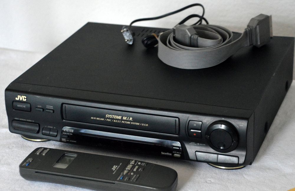 Videorecorder VHS JVC HR-J636MS magnétoscope (Gebraucht) in Collonges für CHF 90 – mit Lieferung ...