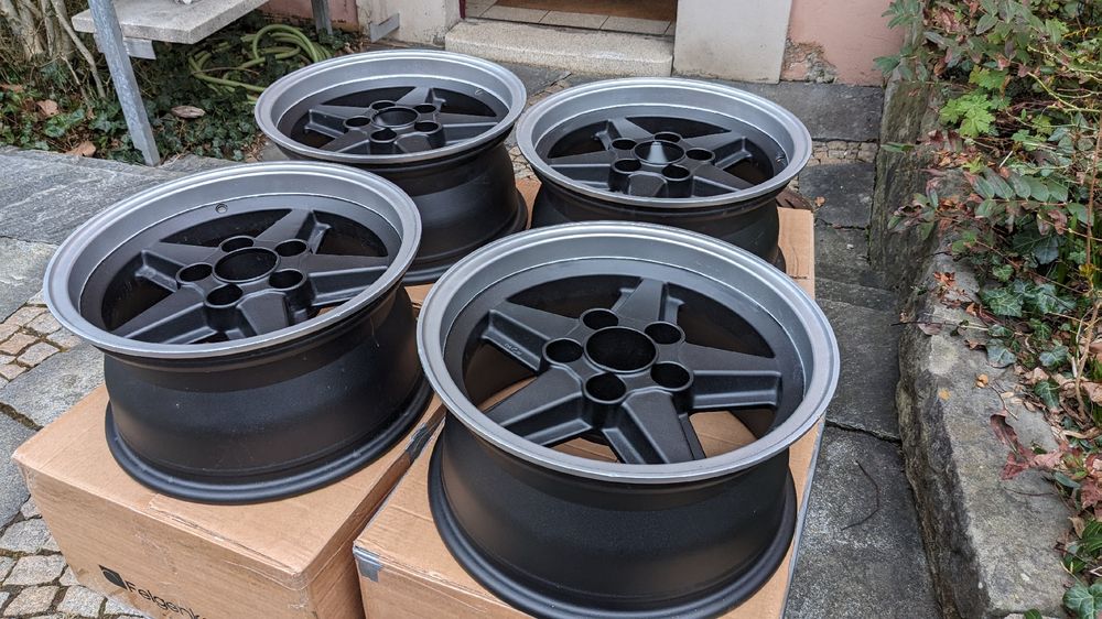 Mercedes / VW T3 Penta - Felgen 8 16 frisch aufgearbeitet | Kaufen auf ...