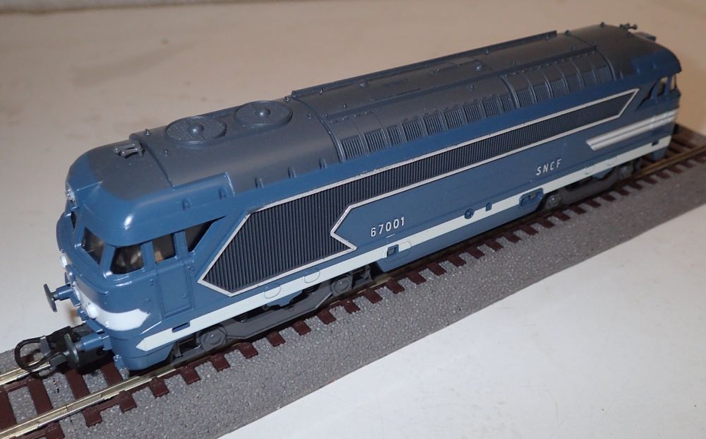 Lima H0 - SNCF Diesel Lok BoBo 67001 - Analog (Gebraucht) in Lausanne ...
