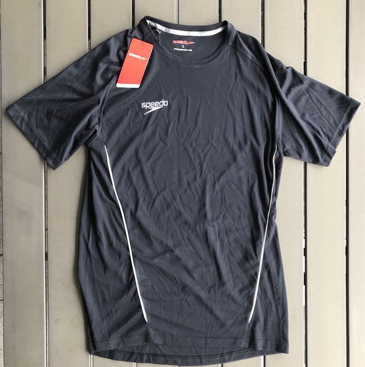 Speedo Men's UV Swim Shirt Short Sleeve Loose Fit, Gr. L (Neu und ...