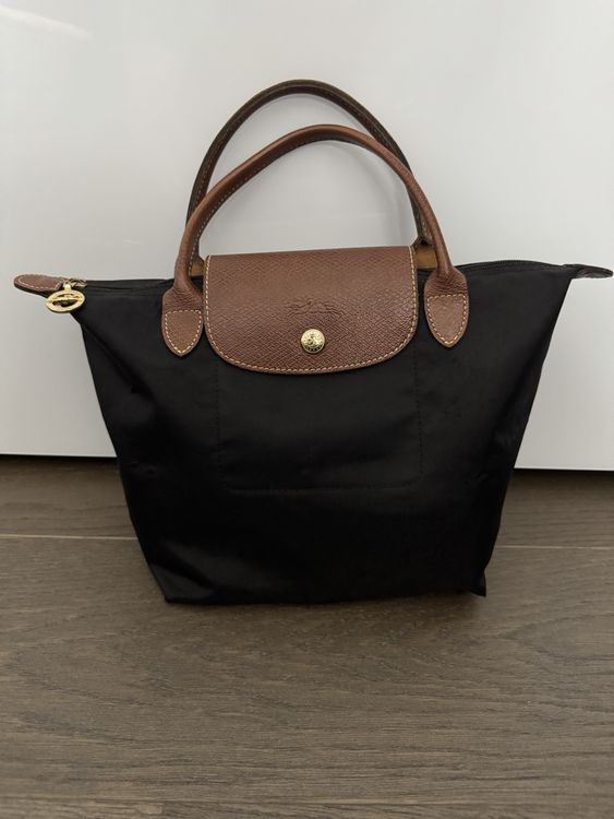 Longchamp Le Pliage Handtasche klein in schwarz (Gebraucht) in Grenchen für CHF 31 – mit ...