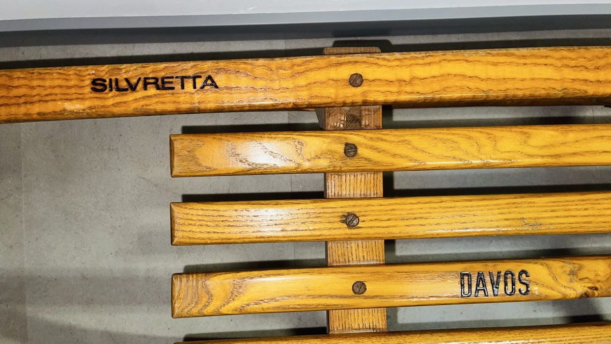 Alter Silvretta Davoser Schlitten 80cm (Gebraucht) in Schönenbuch für ...