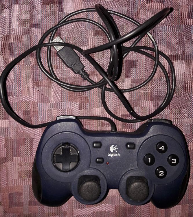 Logitech Controller Dual Action (Gebraucht) in neuhausen am rheinfall ...