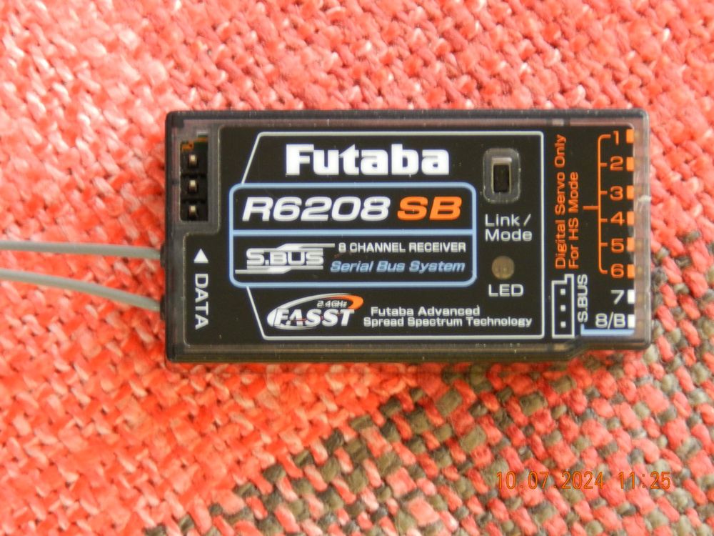 Futaba Empfänger R6208SB | Kaufen auf Ricardo