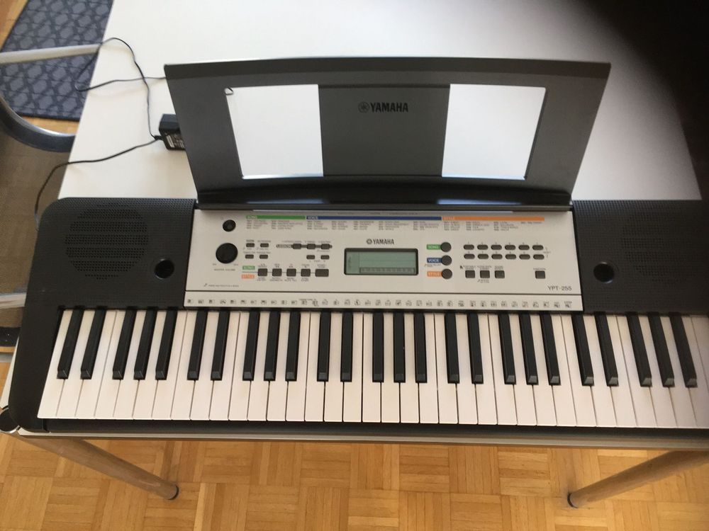 YAMAHA Keyboard Mod YPT-255 (Neu (gemäss Beschreibung)) in Luzern für ...