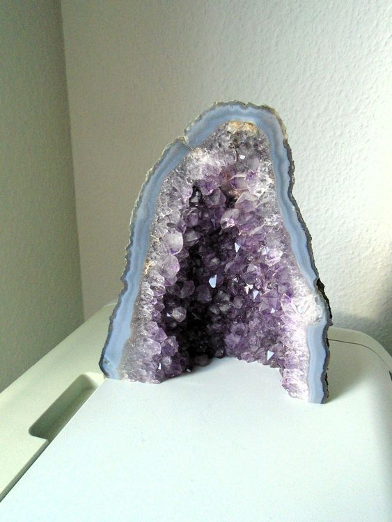 grosser AMETHYST zum Aufstellen (Neu (gemäss Beschreibung)) in Pfeffingen für CHF 103 – mit ...