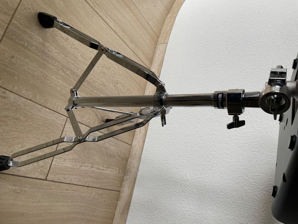 Neuwertiger Roland Handsonic inkl. Ständer Roland PDS-10 (Gebraucht) in ...