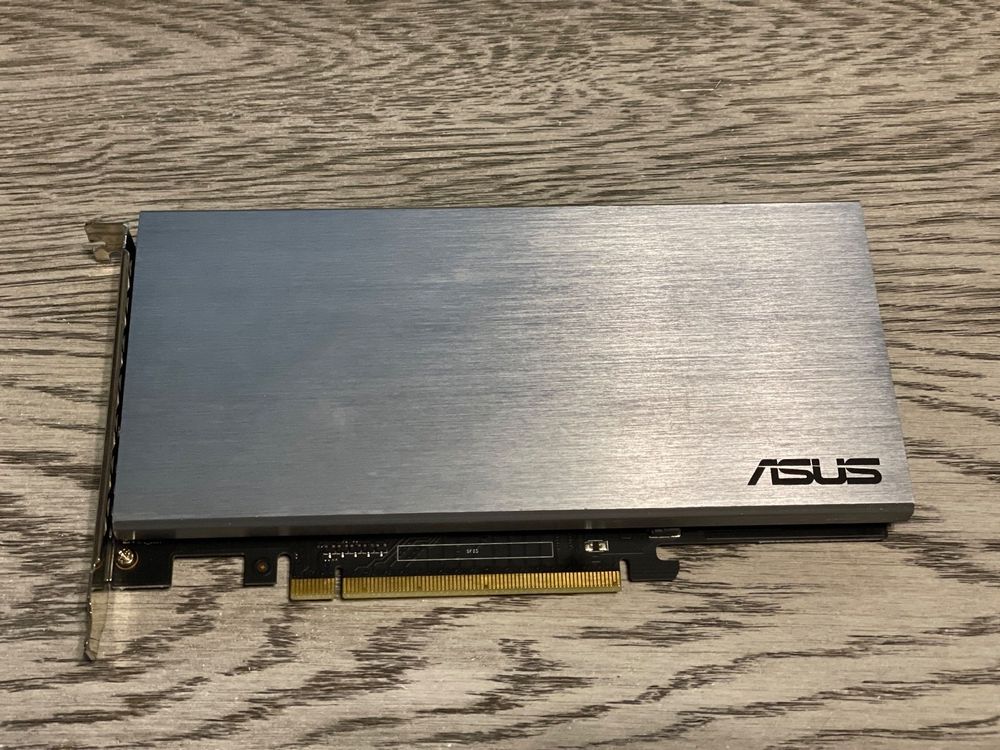 Asus Hyper M.2 x16 Card (2/2) | Kaufen auf Ricardo