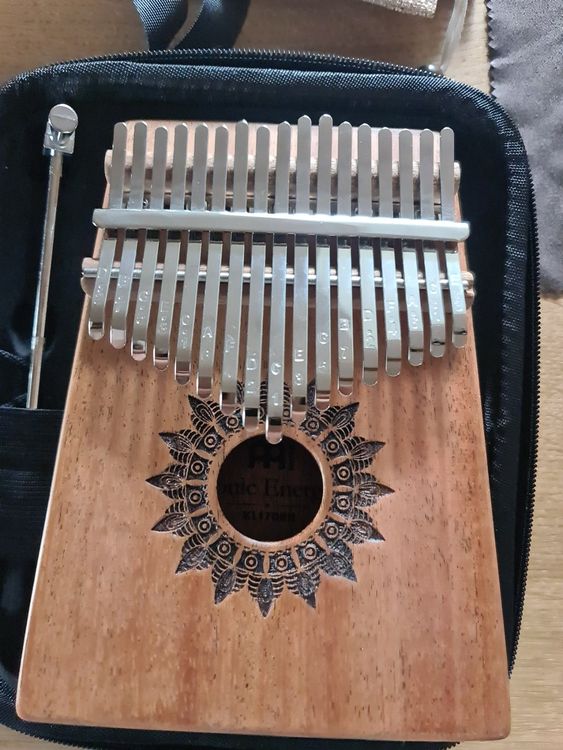 Schöne Kalimba (Gebraucht) in Altstätten SG für CHF 15 – mit Lieferung auf Ricardo kaufen