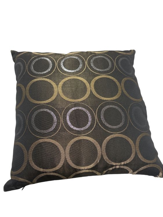 Zierkissen im 2er Set (Neu (gemäss Beschreibung)) in Oftringen für CHF 10 – mit Lieferung auf ...