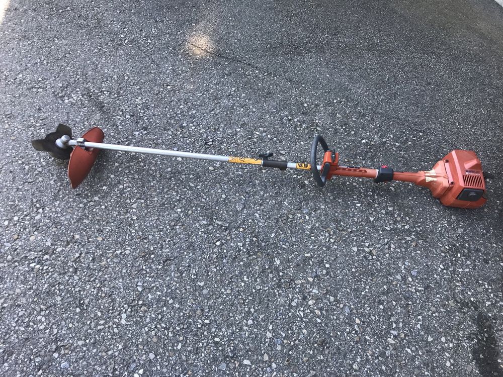 Motorsense Husquarna 225 LD (Defekt) in Rüderswil für CHF 49 – nur ...