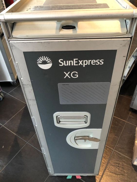 Sun Express Fullsize trolley mit inhalt (Gebraucht) in Zürich für CHF ...