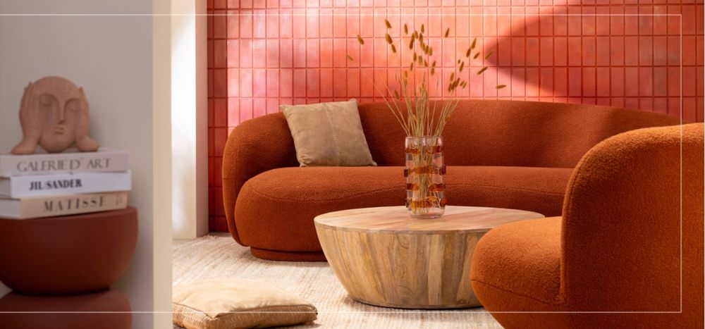 Bouclé-Sofa , Rost-Orange (Neu und originalverpackt) in Alpnachstad für ...