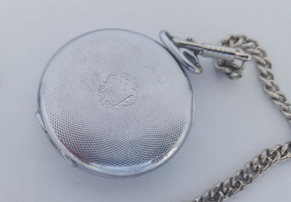 DANIEL PERRET - TASCHENUHR - HANDAUFZUG (Gebraucht) in Basel-Stadt für ...