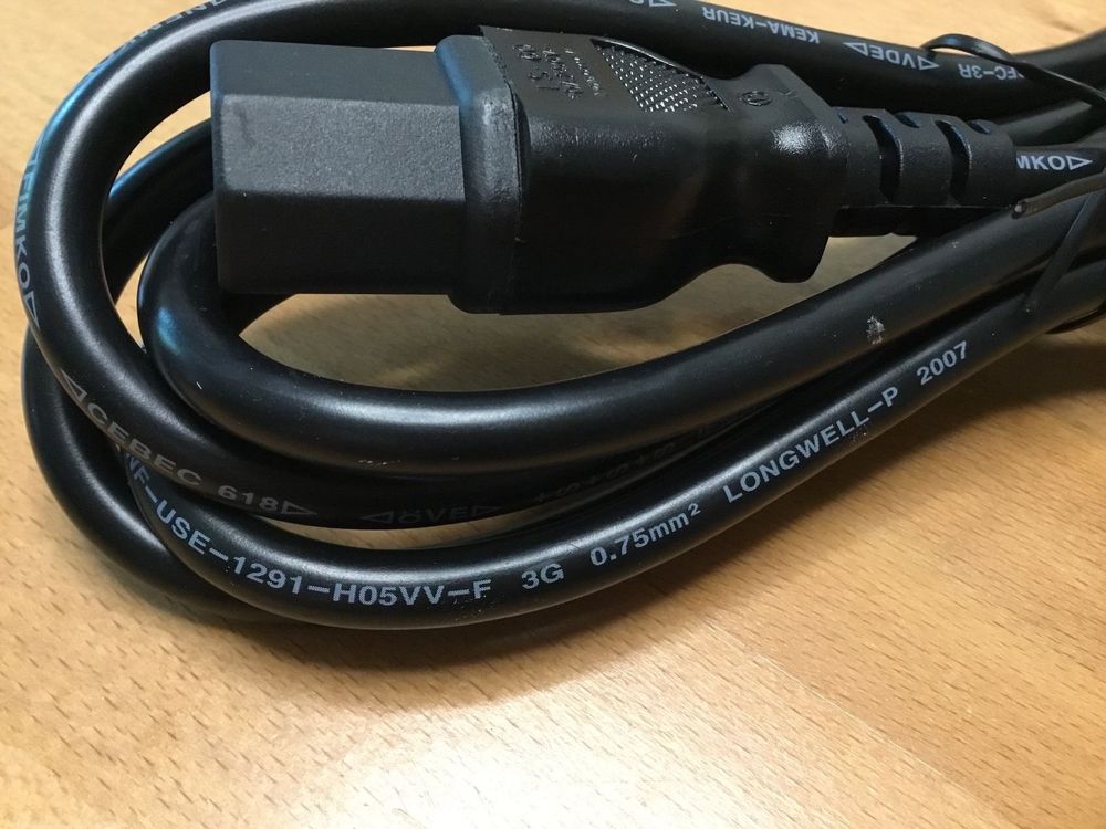 Netzkabel | Kaufen auf Ricardo