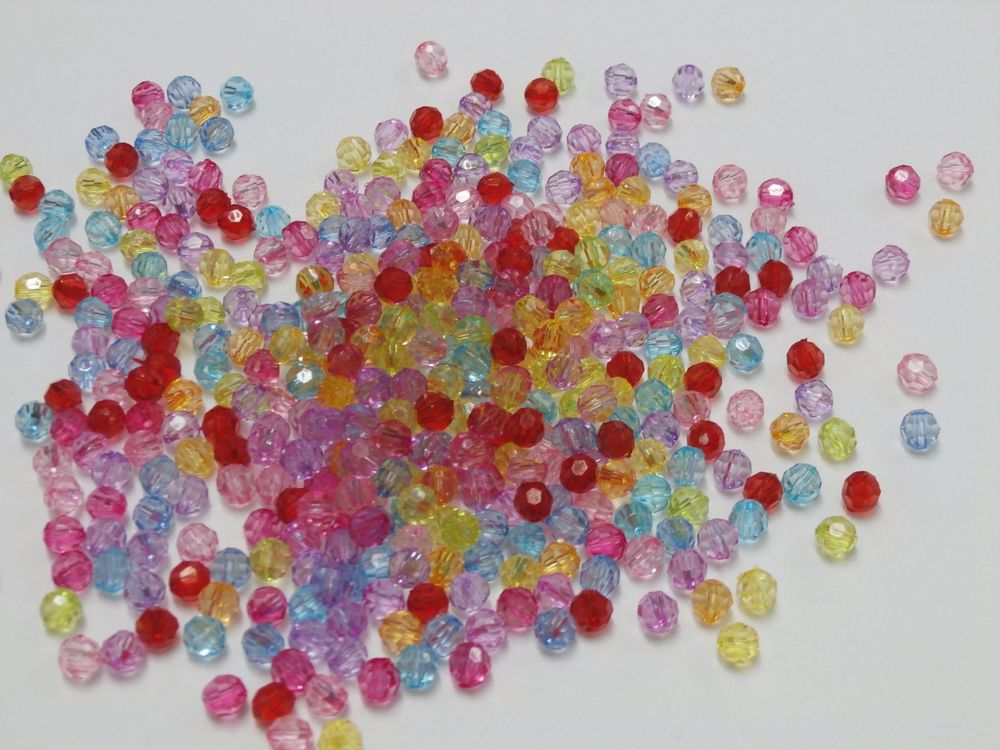 300 Acryl Perlen facettiert MIX (1719) (Neu und originalverpackt) in Blatten-Naters für CHF 2 ...