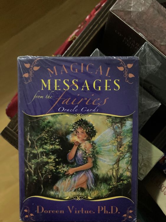 Tarot magical messages (Neu und originalverpackt) in Bursinel für CHF ...