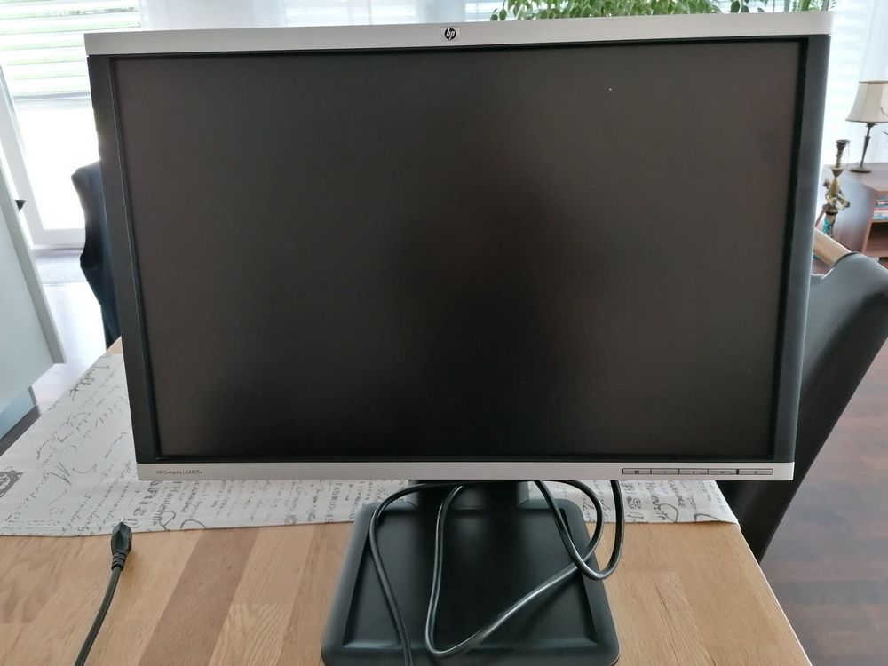 HP Compaq LA2405x 61cm (24") LED Monitor | Kaufen auf Ricardo