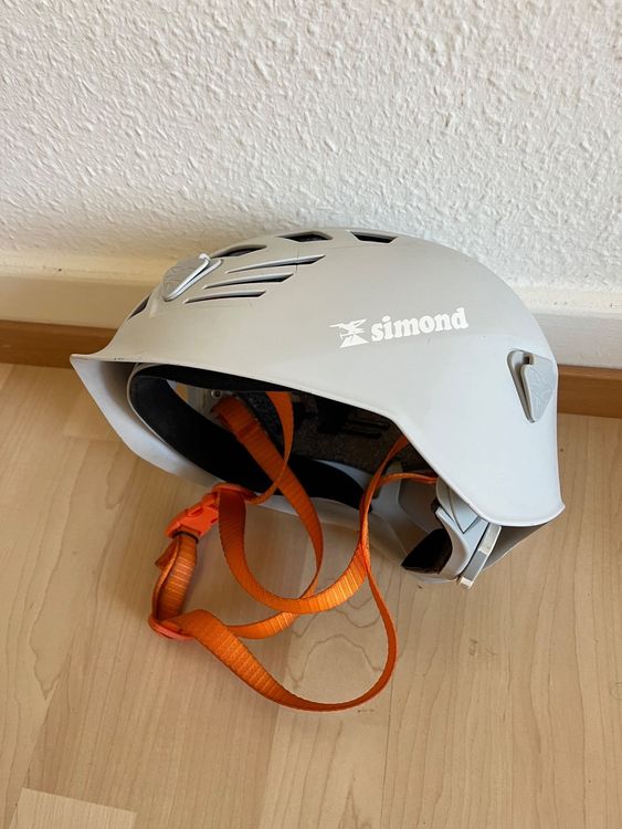 Kletterhelm Simond (Gebraucht) in Zürich für CHF 21 – nur Abholung auf ...