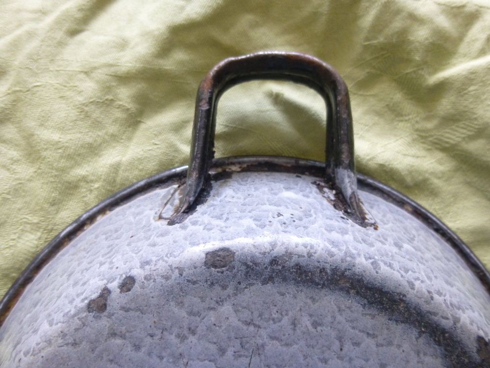 Antikes Emaille Pfännchen, Pfanne aus Guss- Eisen | Kaufen auf Ricardo