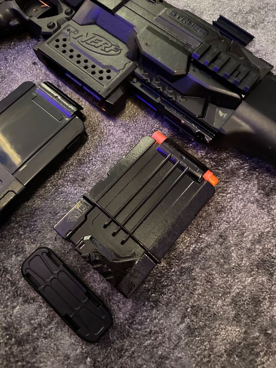 Nerf Stryfe custom Black Bodykit (Gebraucht) in für CHF 40 – mit ...
