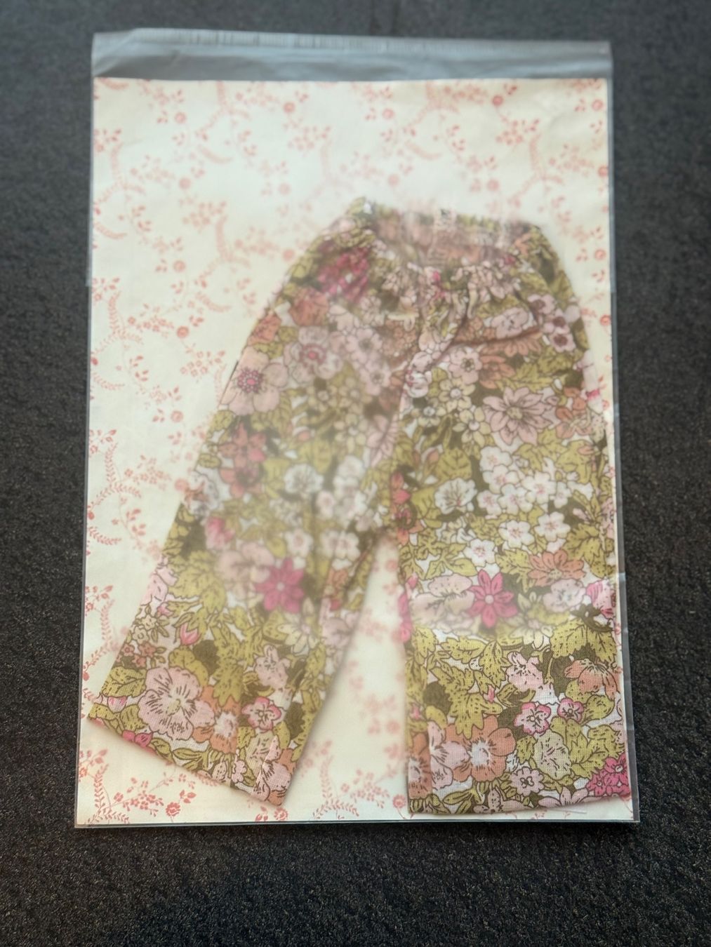 Maileg Zwei Paar Hosen für Hasen Grösse Medium (Neu und ...