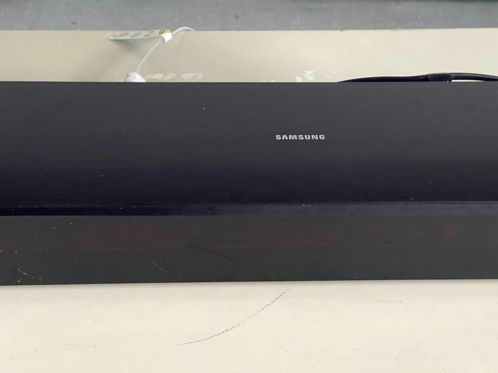 Samsung QE55 Q85 RAT (Defekt) in Olten für CHF 1 – nur Abholung auf ...