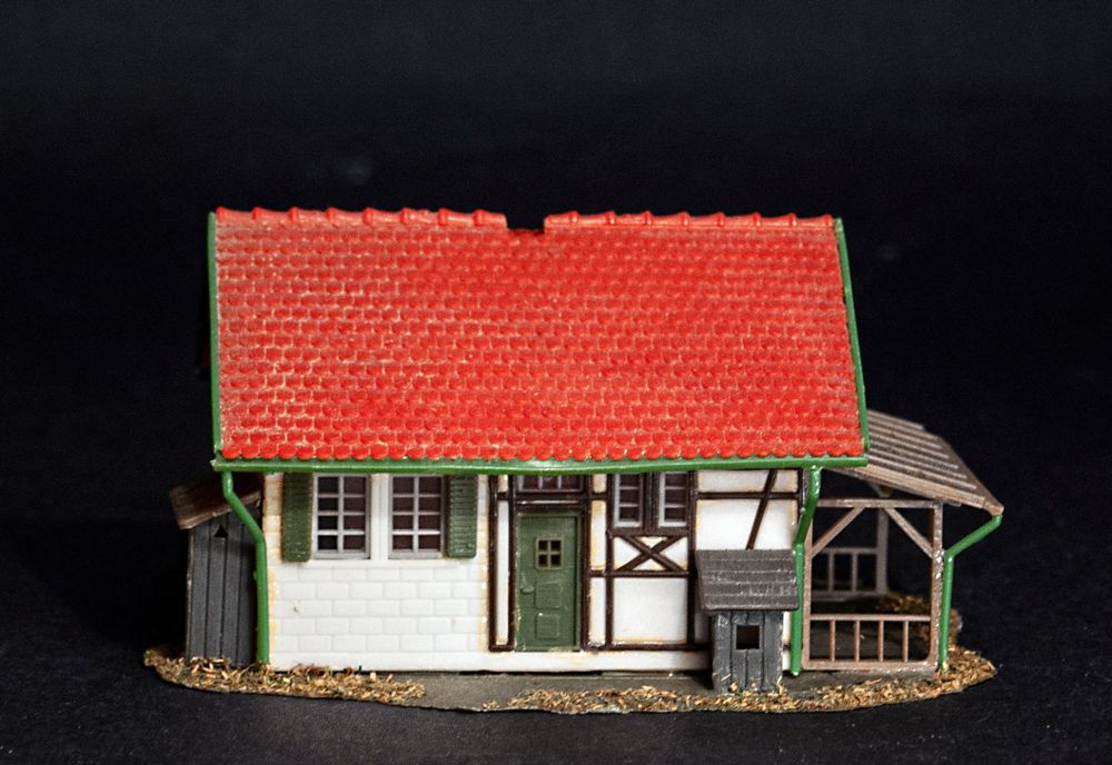 Faller 130277 Fachwerkhaus (Defekt) in Fraubrunnen für CHF 4 – mit ...