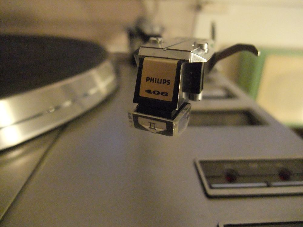 Hi-Fi Plattenspieler Philips AF-887 MK II von 1978 | Kaufen auf Ricardo