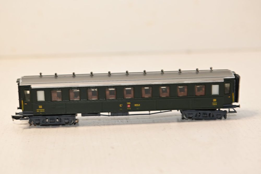C4 SBB Märklin HO/AC Gehäuse hält nicht , 1 Achse fehlt (Defekt) in ...