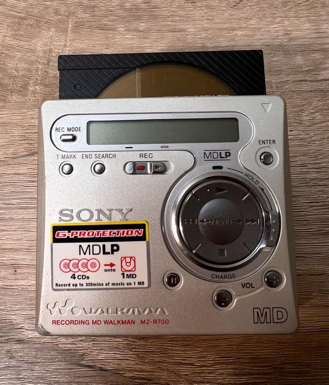 Sony Mini Disc Walkman MZ-R700 mit 1 MD CD‘s | Kaufen auf Ricardo