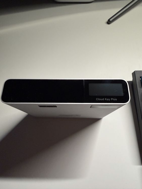 Ubiquiti UniFi Cloud Key Plus Gen 2 (Gebraucht) in Ennetbürgen für CHF ...