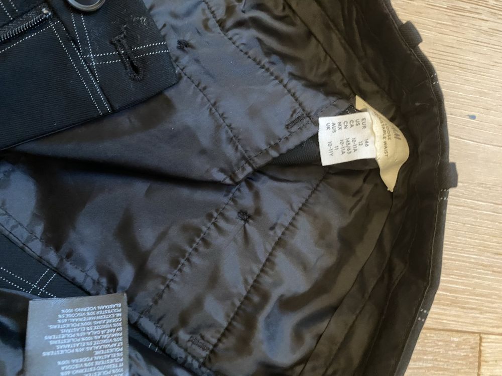 H&M Karierte Bundfaltenhose, Gr. 146, Top Zustand! (Neu (gemäss ...
