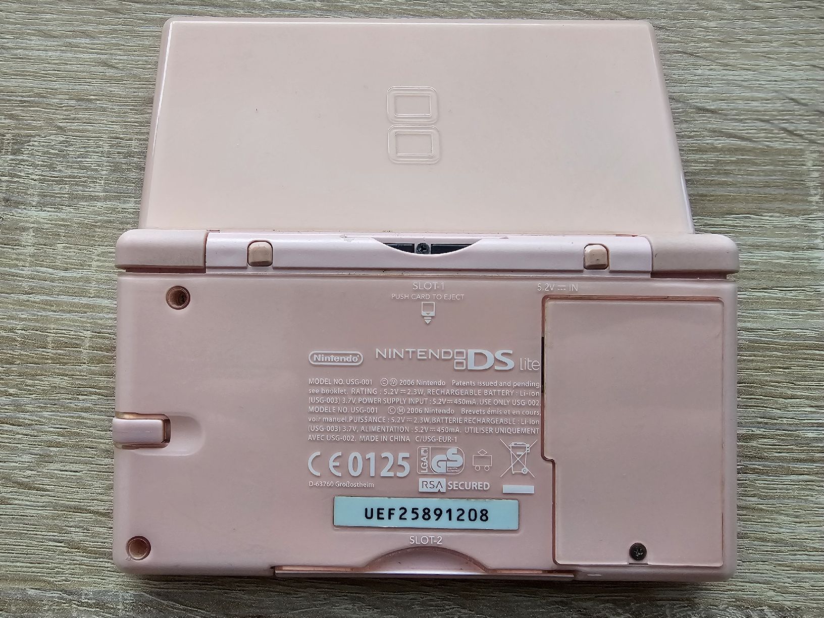 Nintendo DS lite in rosa (Gebraucht) in Sempach für CHF 50 – mit ...