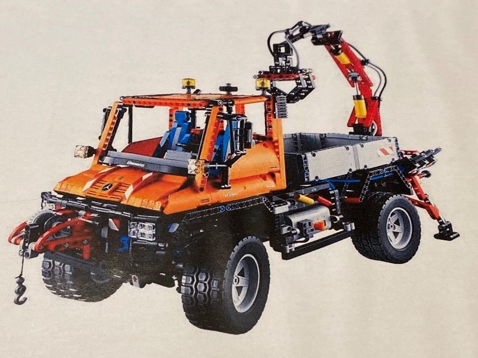 LEGO Technic 8110 Unimog U400 (Gebraucht) in Hombrechtikon für CHF 93 ...