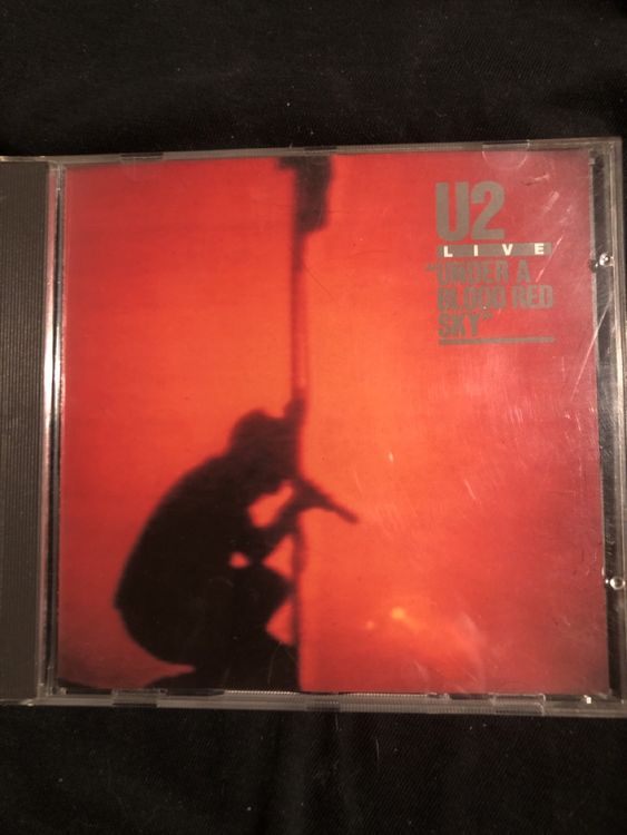 U2 - live CD Under a Blood red Sky (Gebraucht) in Flaach für CHF 1.8 ...