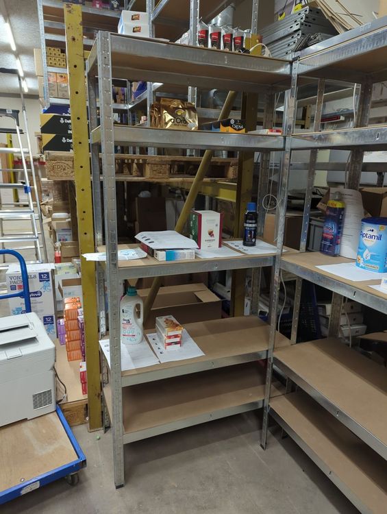 Steckregale alle zusammen. 10 Stück leer (Neu (gemäss Beschreibung)) in Uster für CHF 399 – nur ...