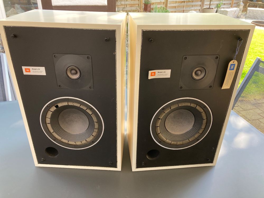 2 Lautsprecher von JBL im Retro Look | Kaufen auf Ricardo
