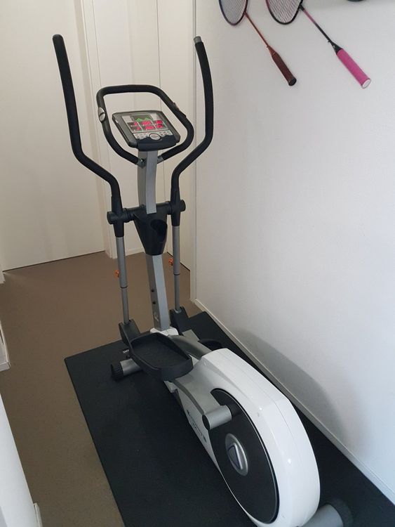 Crosstrainer CardioStrong EX40 inkl. Matte (Gebraucht) in Weinfelden ...